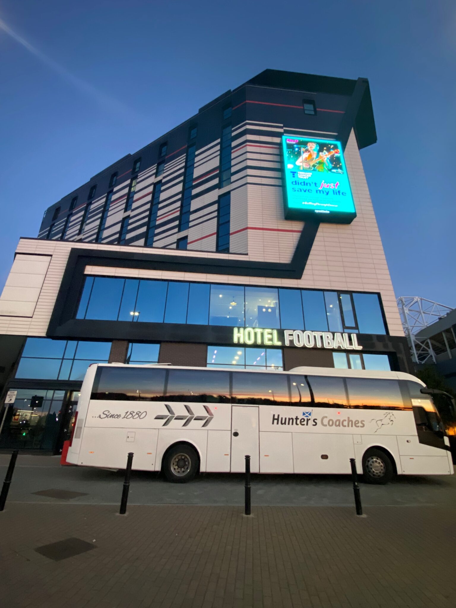 Hunter’s Coaches – Executive Coach Hire